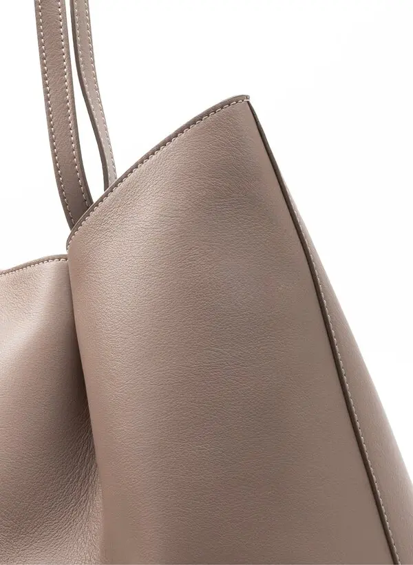 ELLEME Dimple Leather Tote - Acacia