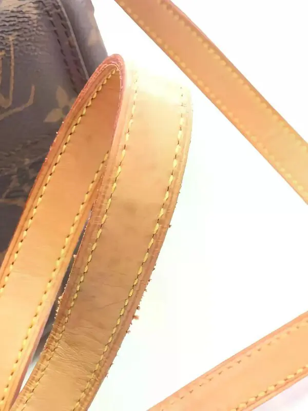 LOUIS VUITTON 2005 Monogram Leather Shoulder Bag