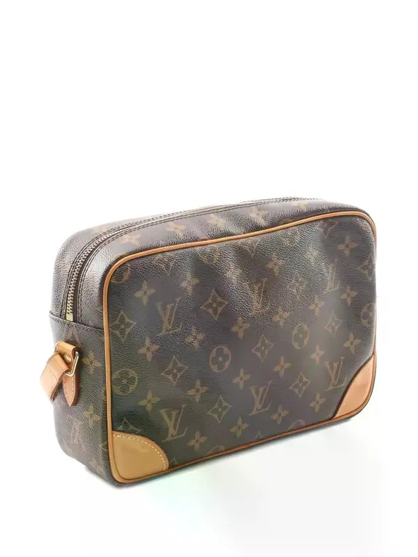 LOUIS VUITTON 2009 Monogram Shoulder Bag