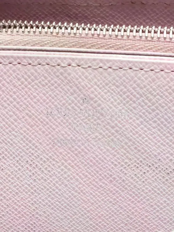 LOUIS VUITTON 2000s Leather Wallet
