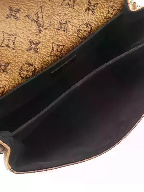LOUIS VUITTON Metis Mm Handbag