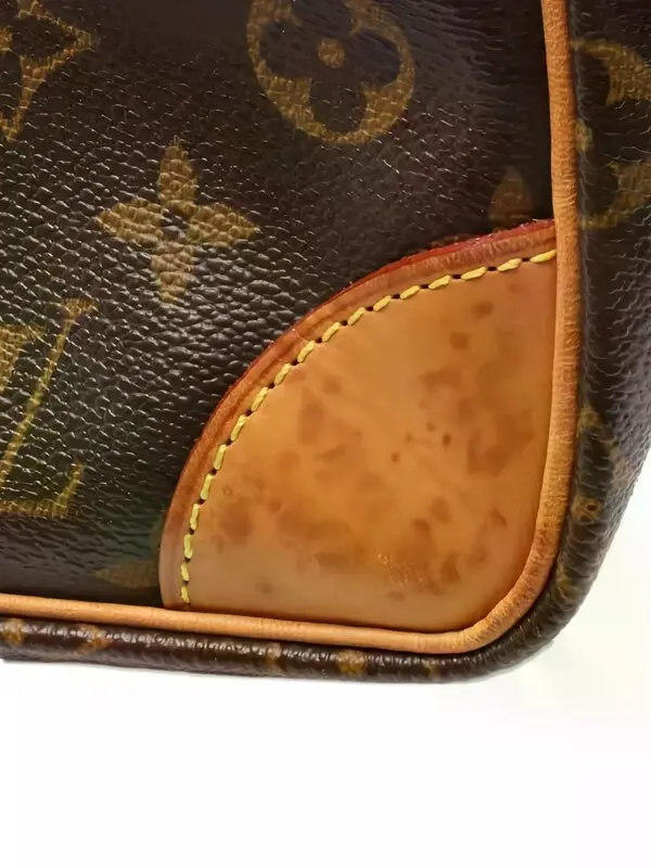 LOUIS VUITTON 2003 Monogram Shoulder Bag