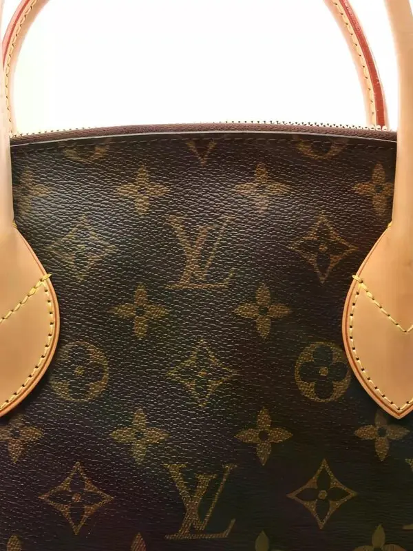 LOUIS VUITTON 2012 Mm Lockit Handbag