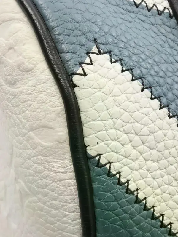 LOUIS VUITTON 2010s Porosion Bag