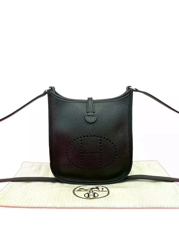 Hermès 2010 Epsom Evelyne 16 Crossbody Bag - Black