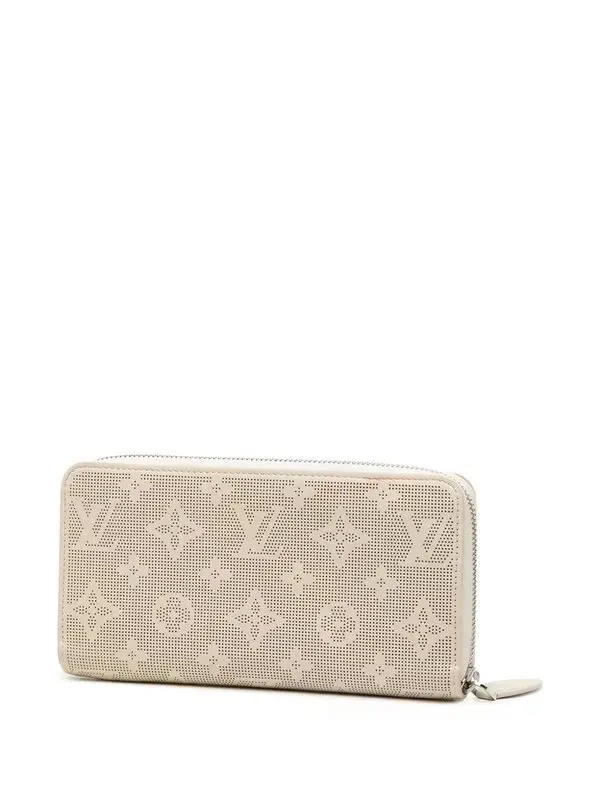 LOUIS VUITTON 2021-2025 Monogram Mahina Reverse Zippy Wallet Long Wallets - Brown
