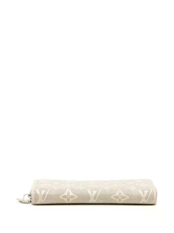LOUIS VUITTON 2021-2025 Monogram Mahina Reverse Zippy Wallet Long Wallets - Brown