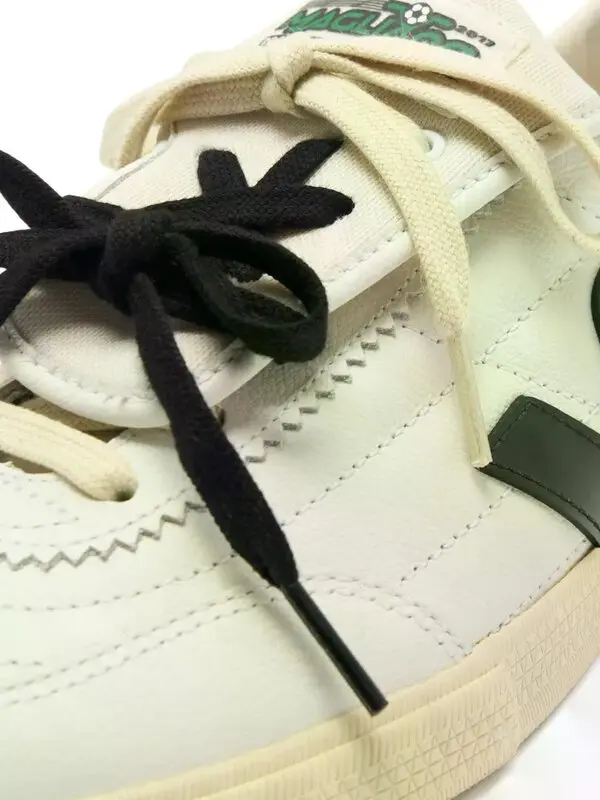VEJA Panenka Leather Sneakers - Neutrals