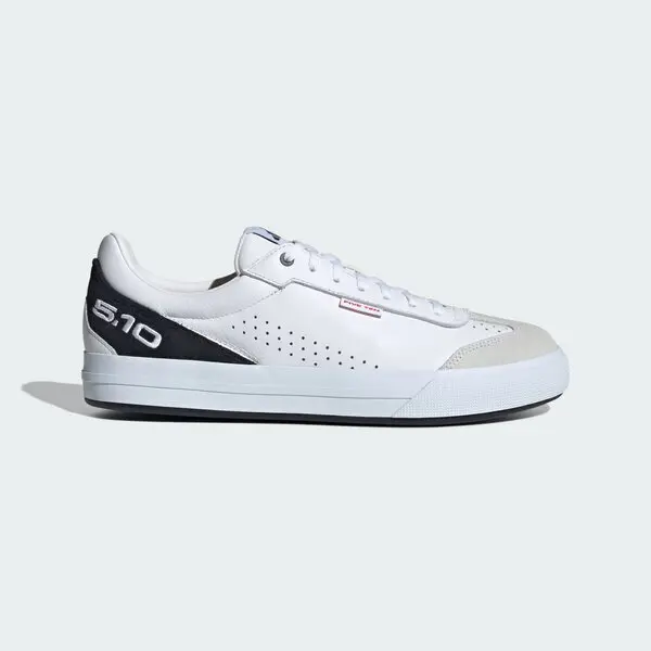 Adidas Sleuth Dlx 2 Shoes - Cloud White / Cloud White / Core Black