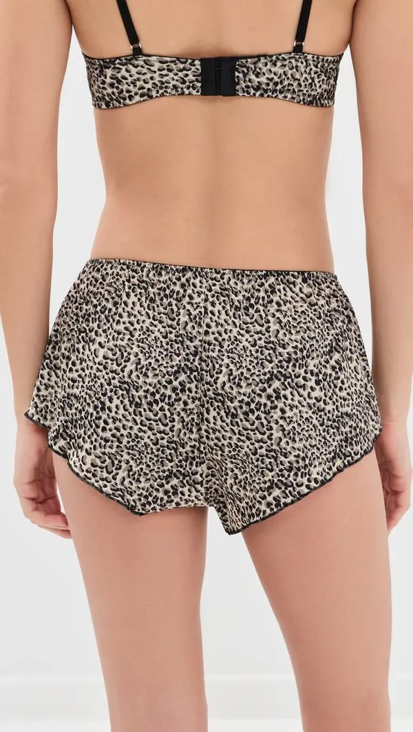 Calvin Klein Modern Logo Tap Shorts