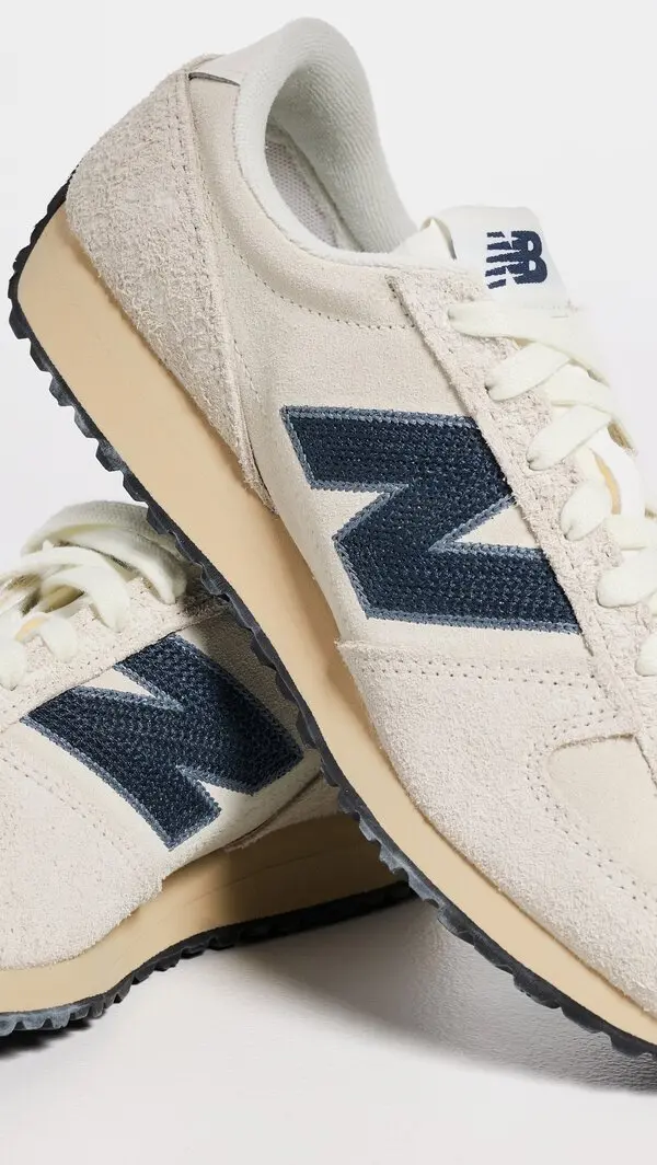 NEW BALANCE 471 Suede Sneakers