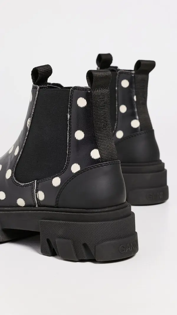 GANNI Cleated Low Chelsea Boots