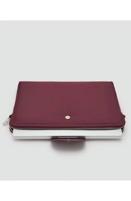 Mango Nylon Laptop Case - Burgundy