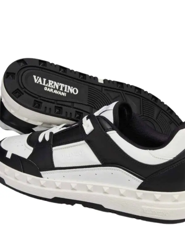 Valentino Garavani Freedots Leather Sneakers - Black
