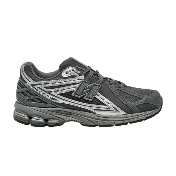 NEW BALANCE 1906r Sneakers