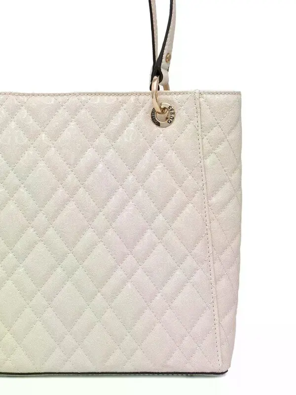 Guess Isemay Logo-charm Quilted Tote Bag