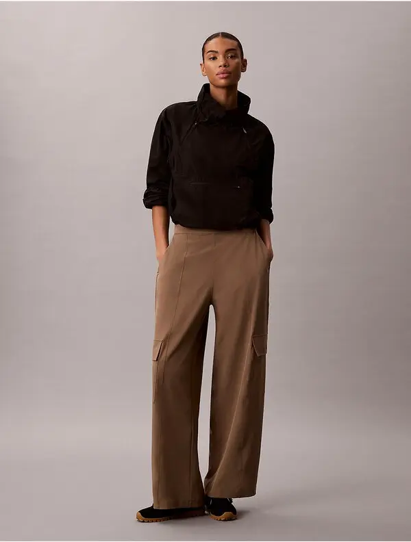 Calvin Klein Commuter Wide Leg Cargo Pants - Shitake
