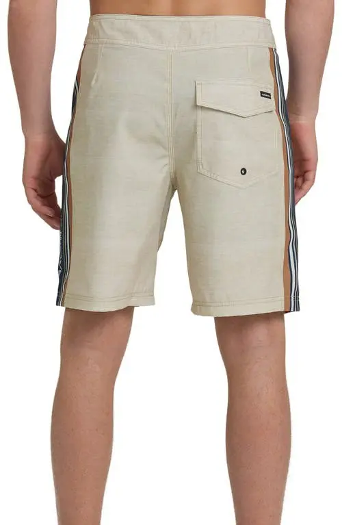 Quiksilver Fade Lines 19" Board Shorts