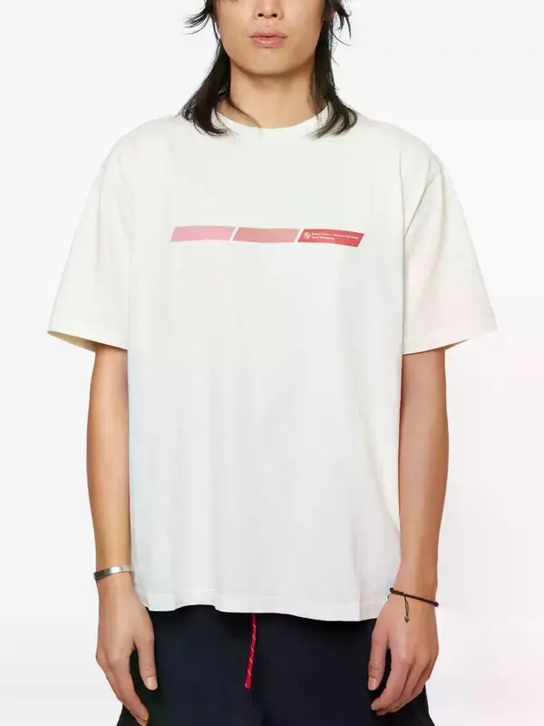 DISTRICT VISION Logo-detail Short-sleeve T-shirt - Neutrals