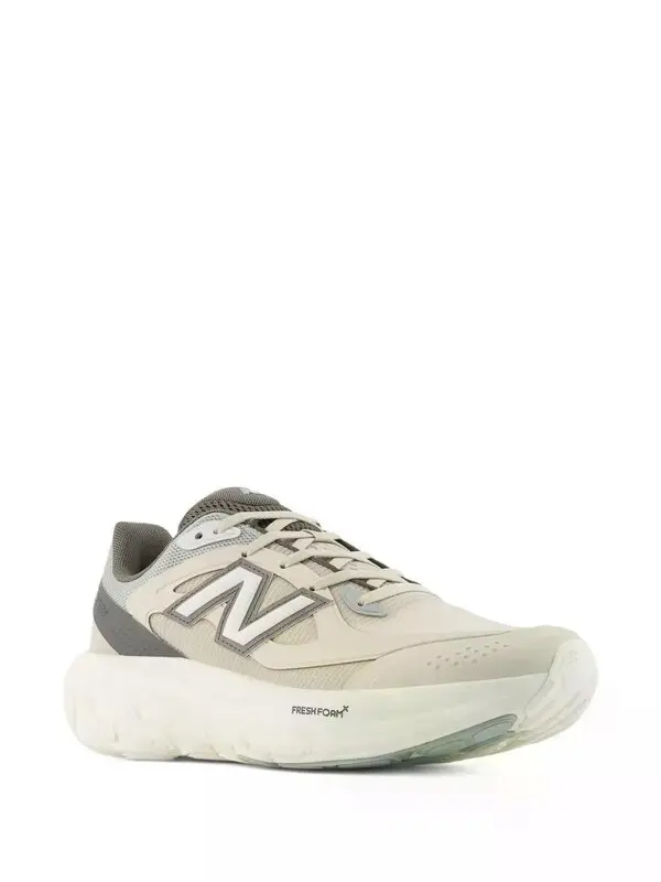 NEW BALANCE Logo Detail Sneakers - Neutrals