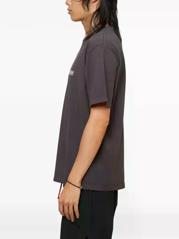 DISTRICT VISION Logo-detail T-shirt - Grey