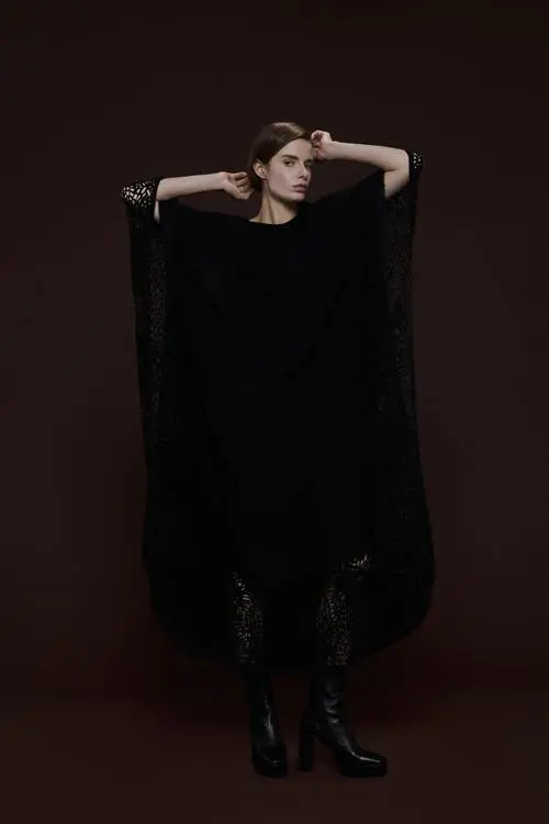 LEEM Laser-cut Kaftan