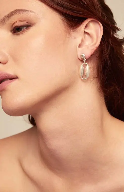 UNODE50 Link Shape Drop Earrings