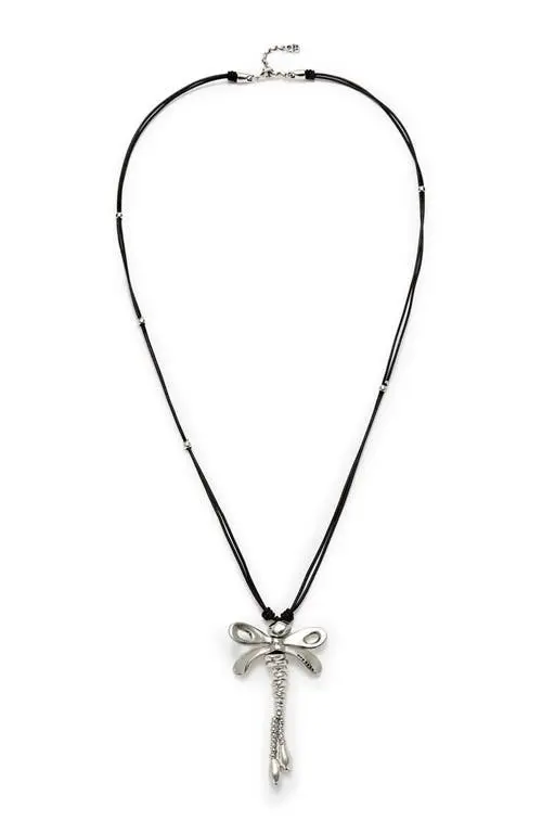UNODE50 Dragonfly Pendant Necklace