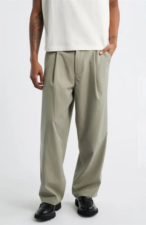 Obey Otis Pleated Twill Pants - Dried Sage