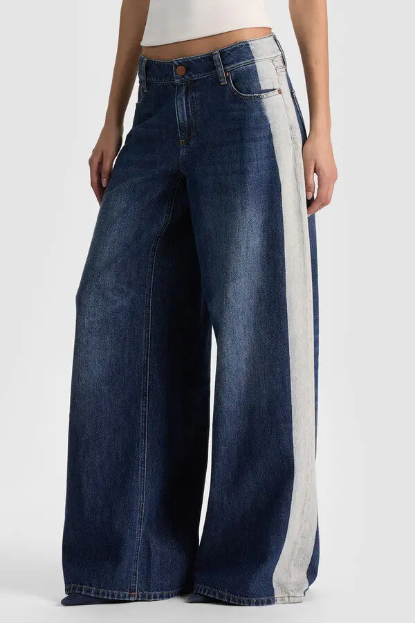 Alice + Olivia Stu Side Jeans