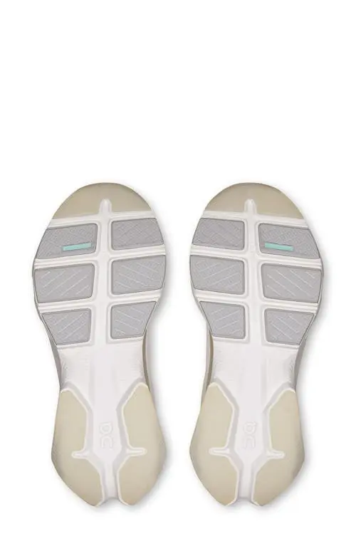 On Cloudpulse 2 Training Shoe - White/white