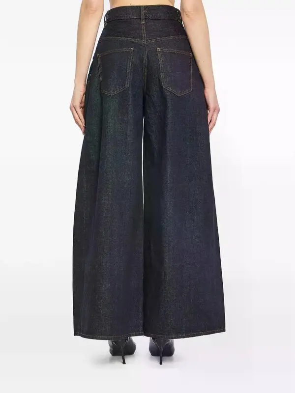 Jacquemus Souro De-nimes Pleated Jeans