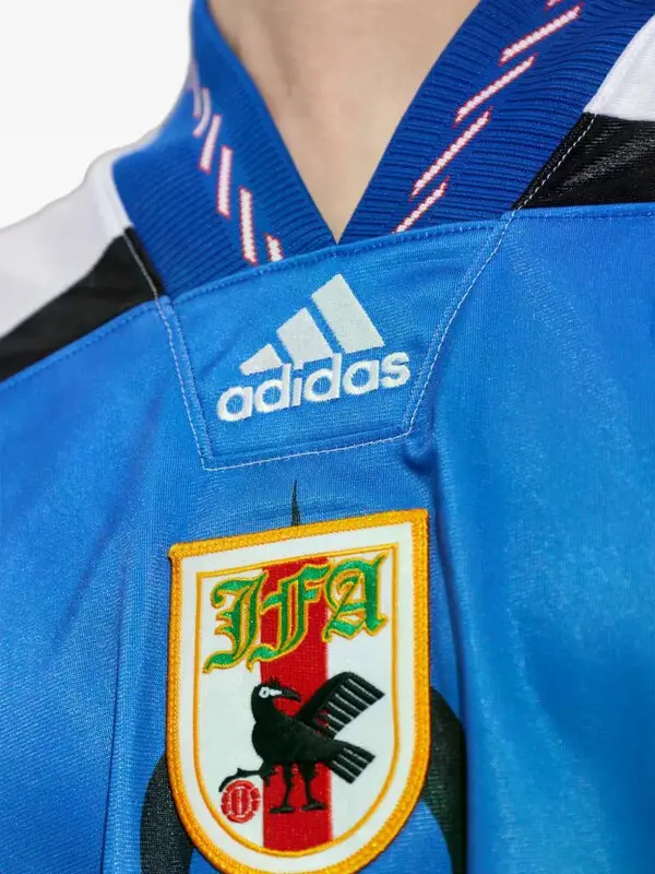 Adidas Graphic V-neck T-shirt