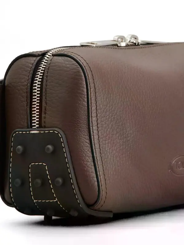 TOD'S Logo-detail Messenger Bag - Brown