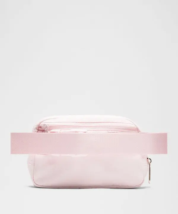 Lululemon Everywhere Belt Bag 1l - Pink Pearl/light Ivory/gold