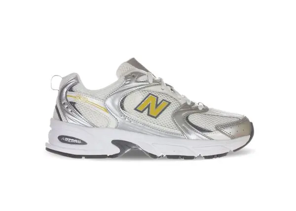 NEW BALANCE 530 Sneakers
