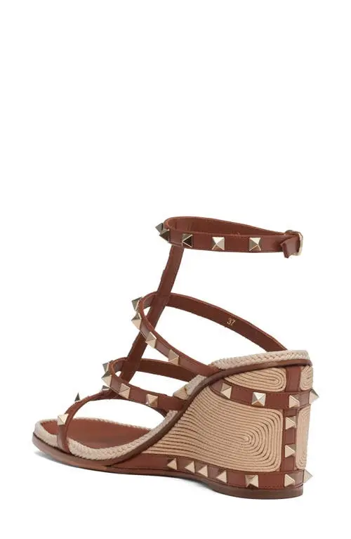 Valentino Garavani Rockstud Espadrille Sandal - Saddle