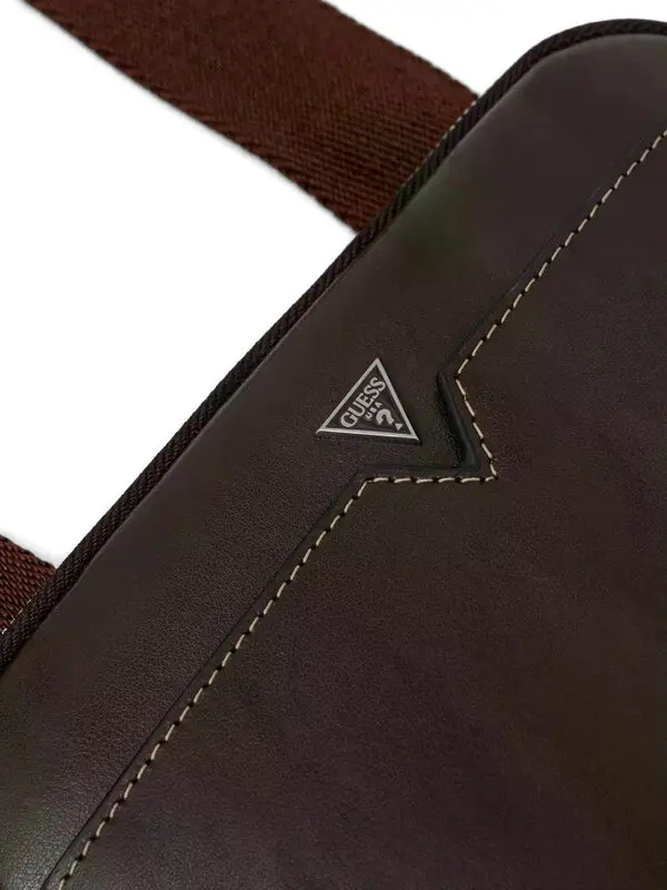 Guess Logo-detail Messenger Bag