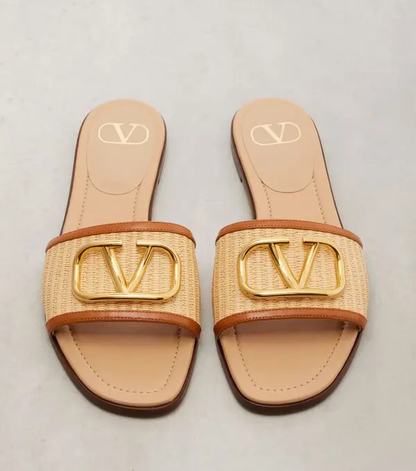 Valentino Garavani Vlogo Raffia Slides - Beige