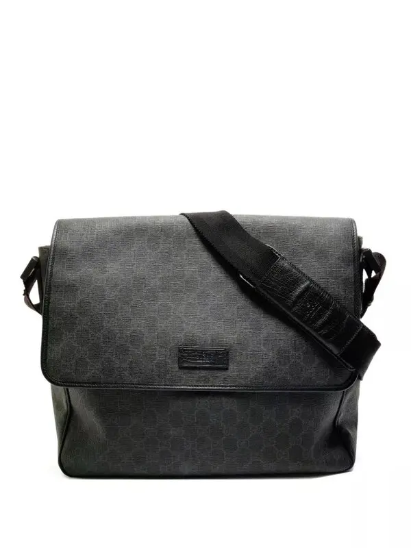 Gucci 2000 Classic Gg Shoulder Bag