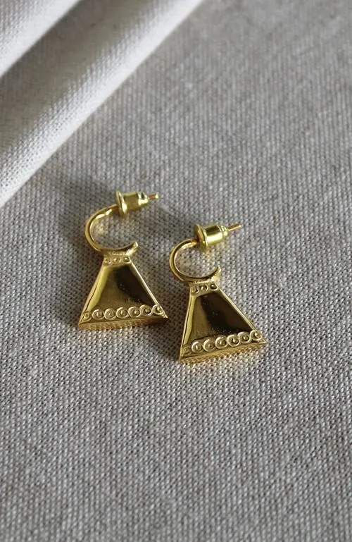 KAPOETA BY AMBICA Dinka Earrings - Gold Plated