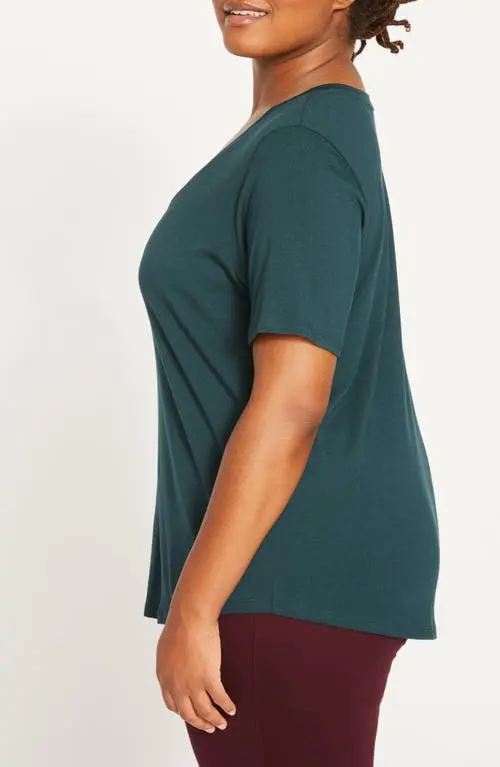Universal Standard V-neck Tee - Deep Sea