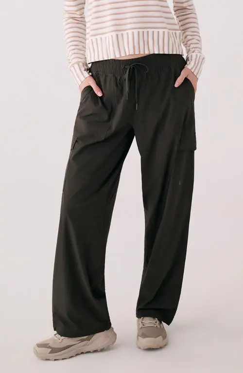 LOLE Sofia Cargo Pants - Olive