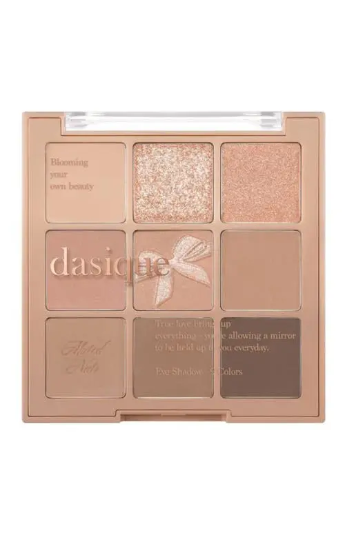 DASIQUE Shadow Palette - 24 Muted Nuts