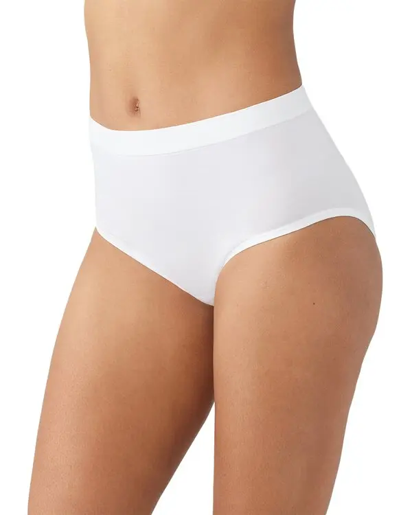 Wacoal B Smooth Natural Brief - White