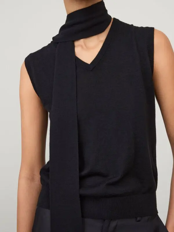 LISA YANG STORE The Lauri Scarf Top