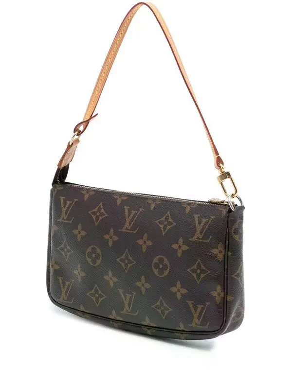 LOUIS VUITTON 2005 Monogram Pochette Accessoires