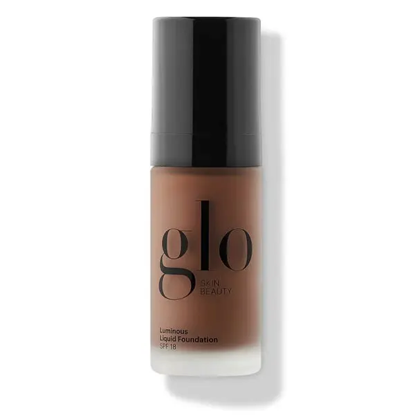 GLO SKIN BEAUTY Luminous Liquid Foundation Spf 18 1 Fl. Oz - Mocha