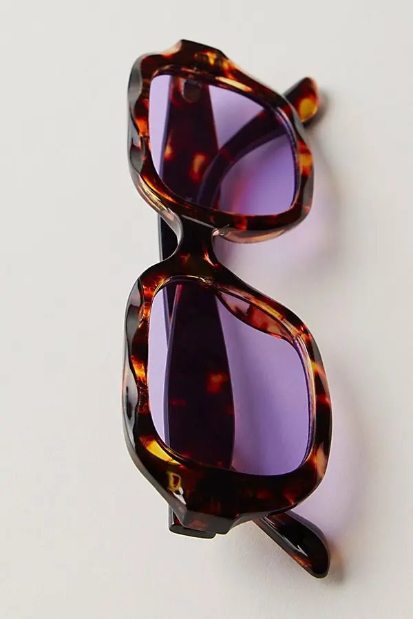 Free People Alta Square Sunglasses - Grape Soda