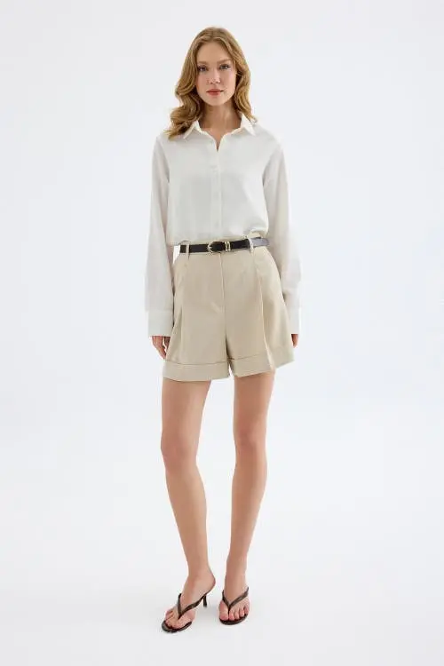 MONLICIA Lina High-waist Single Pleat Tailored Shorts - Beige